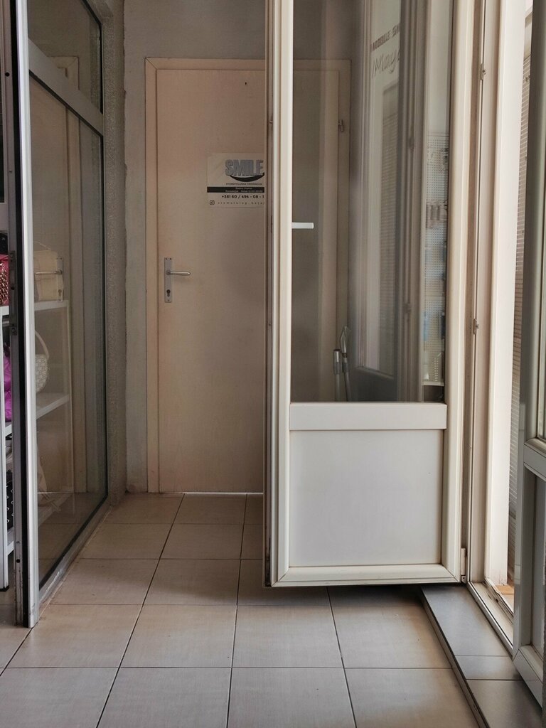 Özel ağız ve diş sağlığı klinikleri ve muayenehaneleri Smile, Belgrad, foto