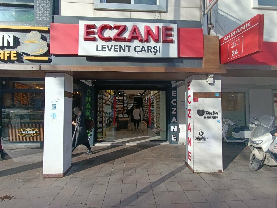 Eczaneler Levent Çarşı Eczanesi, İstanbul, foto
