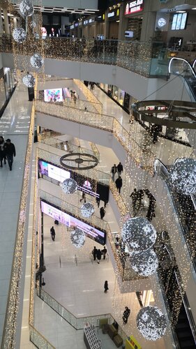 Alışveriş merkezleri Galleria Tbilisi, Tiflis, foto
