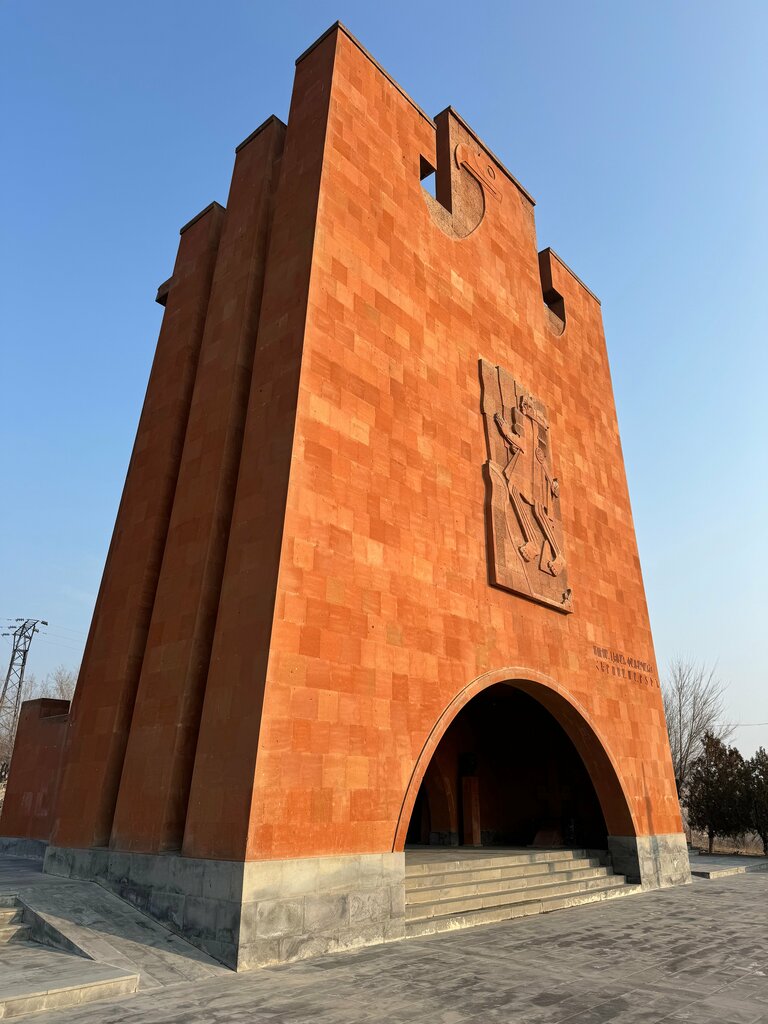 Anıt, heykel Memorial to the defenders of Musa-Dag, Armavir, foto