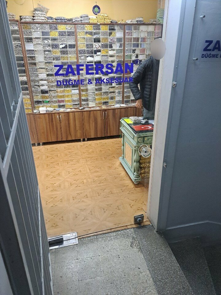 Dikiş malzemeleri Zafersan Düğme, İstanbul, foto