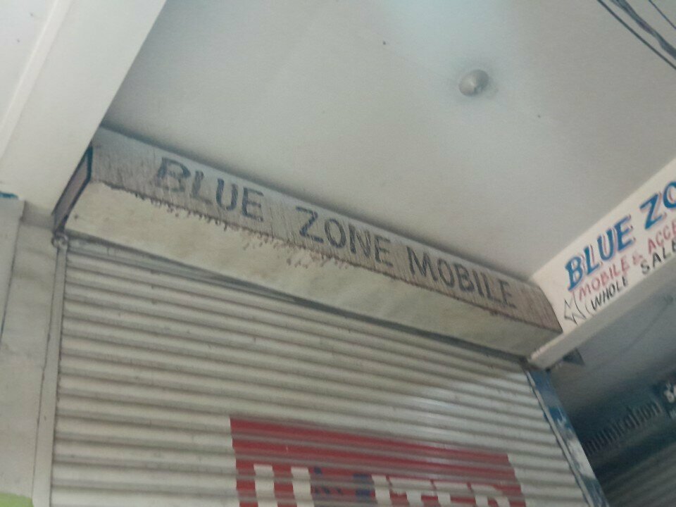 Cep telefonu ve aksesuarları satış mağazaları Blue zone, Karaçi, foto