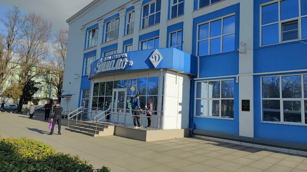 Yüzme havuzları H2O, Krasnodar, foto