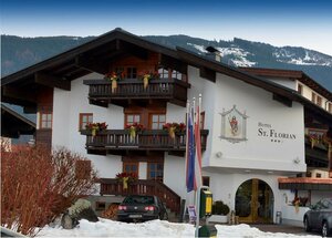 St. Florian (Salzburg, Zell am See, Kaprun, Feldstraße), otel  Kaprun'dan