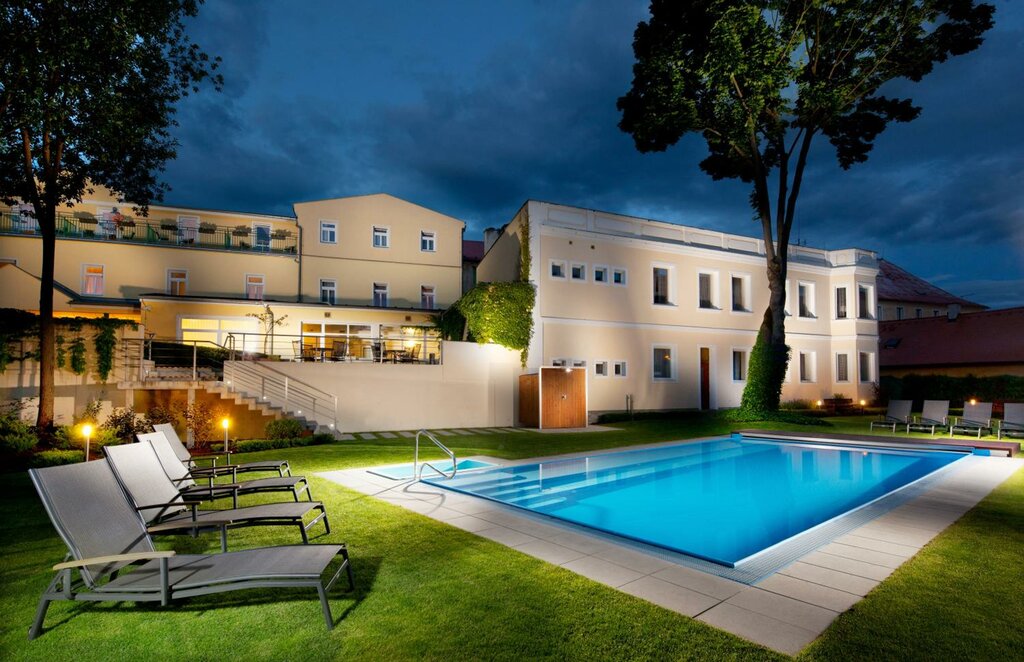 Otel Hotel Reza, Karlovy Vary Bölgesi, foto