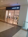 Lacoste Fortaleza Shopping (Luanda Province, Municipality of Luanda, Coqueiros), giyim mağazası  Loanda'dan