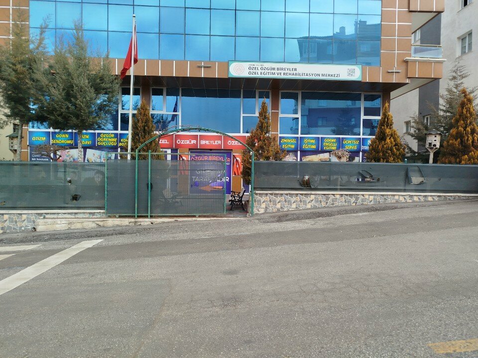 Tıbbi rehabilitasyon merkezleri Özel Özgür Bireyler Özel Eğitim ve Rehabilitasyon Merkezi, Ankara, foto