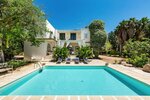 Villa Casablanca (Lazio, Roma, Via San Nicola, 6), otel  Puglia'dan