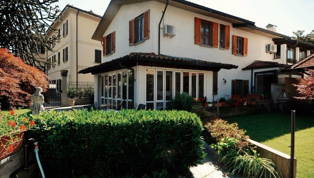 Otel Villa Marisa bed breakfast and books, Pavia, foto