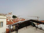 Stylish Lisbon Apartment in Alfama (Travessa do Terreiro do Trigo No:2), otel  Lizbon'dan