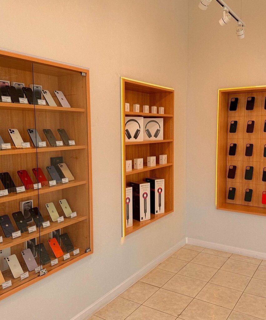 Cep telefonu ve aksesuarları satış mağazaları Гараж Джобса, Yekaterinburg, foto