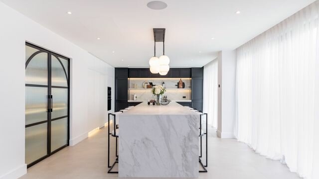 i̇ç mimarlık firmaları One Fit Out Studio, Dubai, foto