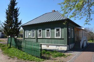 Дом-музей Патриарха Тихона (ulitsa Nikitina No:11), müzeler ve sanat galerileri  Toropets'ten