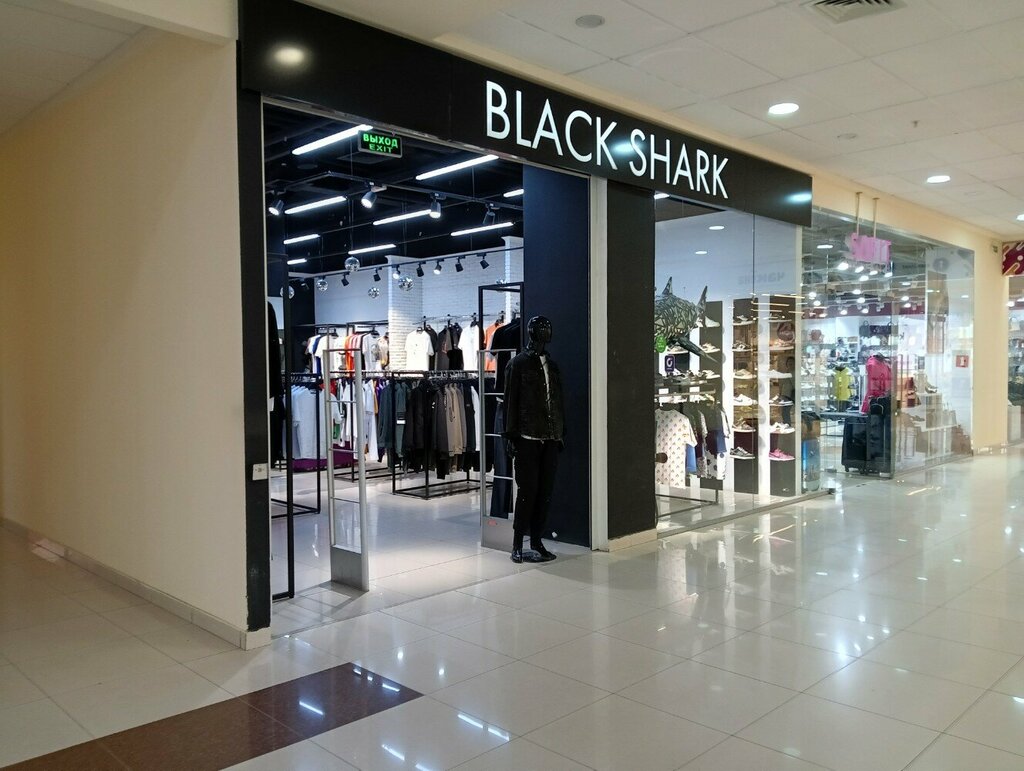 Giyim mağazası Black shark, Samara, foto