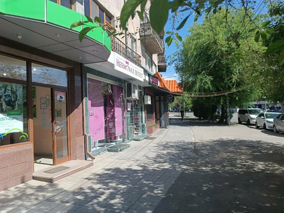 Kuaförler Monroe, Gümrü, foto