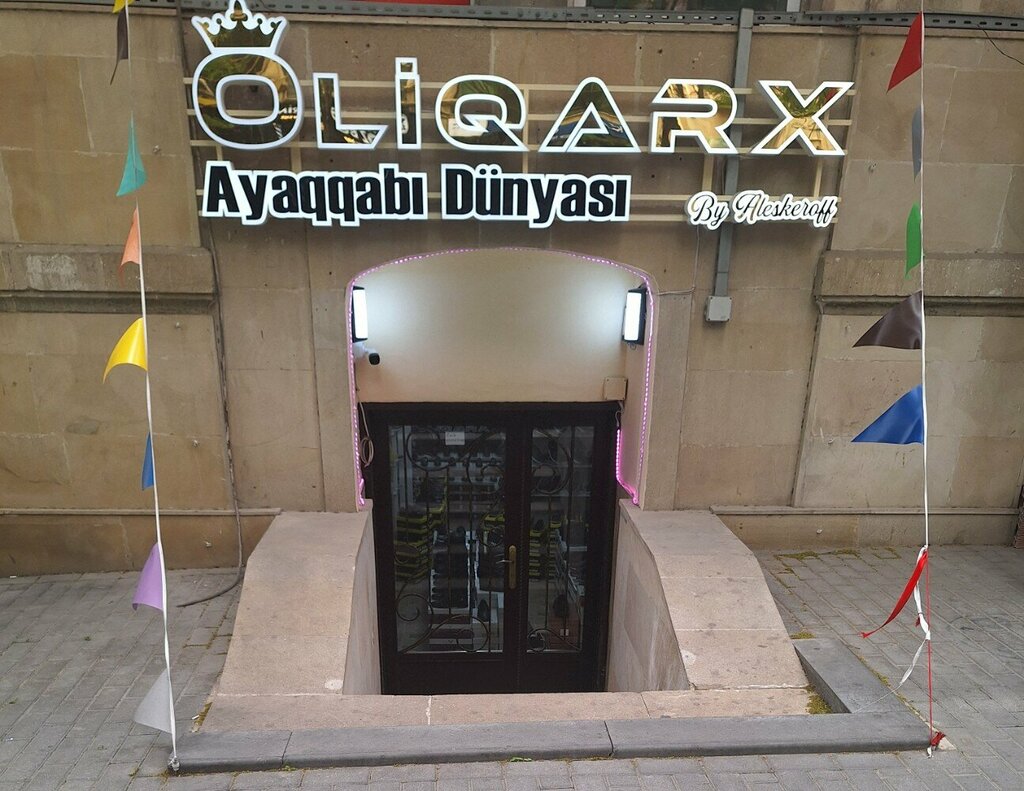 Ayakkabı mağazaları Oliqarx, Bakü, foto