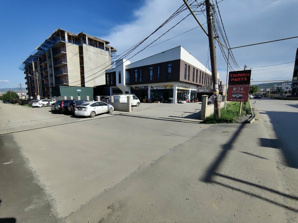 i̇nşaat makinaları ve ekipmanları სამშენებლო სარემონტო მასალები, Tiflis, foto