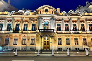 Дом фабриканта Э.П. Казалета - особняк князей Тенишевых (Angliyskaya Embankment No:6), turistik yerler  Saint‑Petersburg'dan