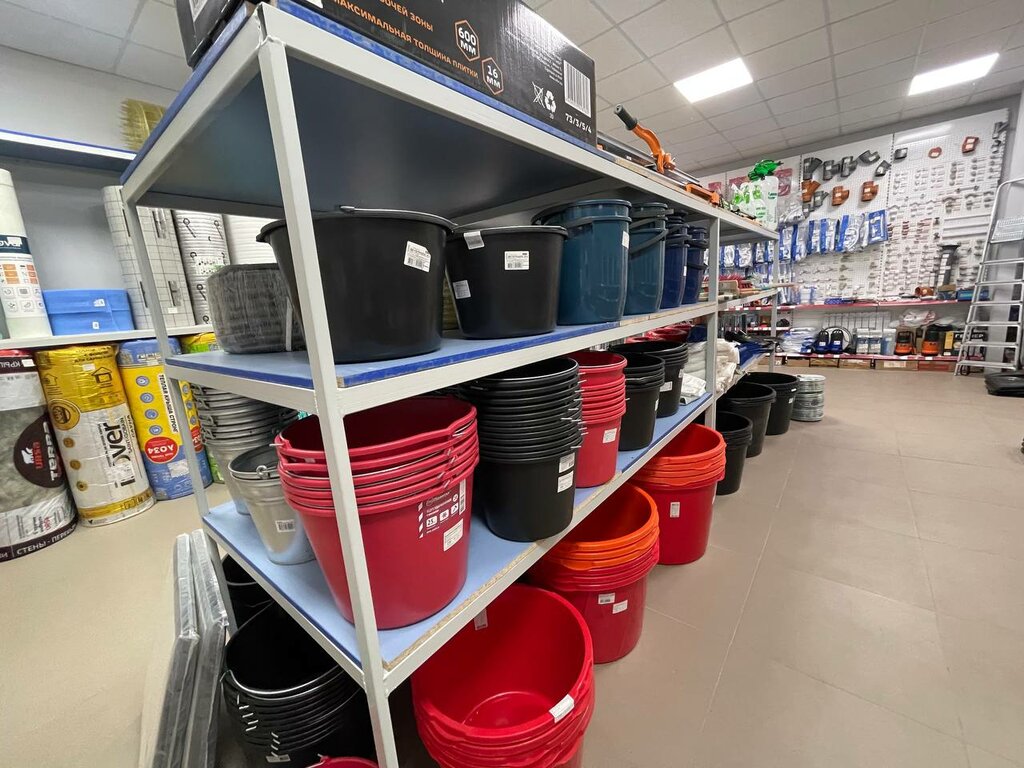 Yapı mağazası Stroiopt, Belgorodskaya oblastı, foto