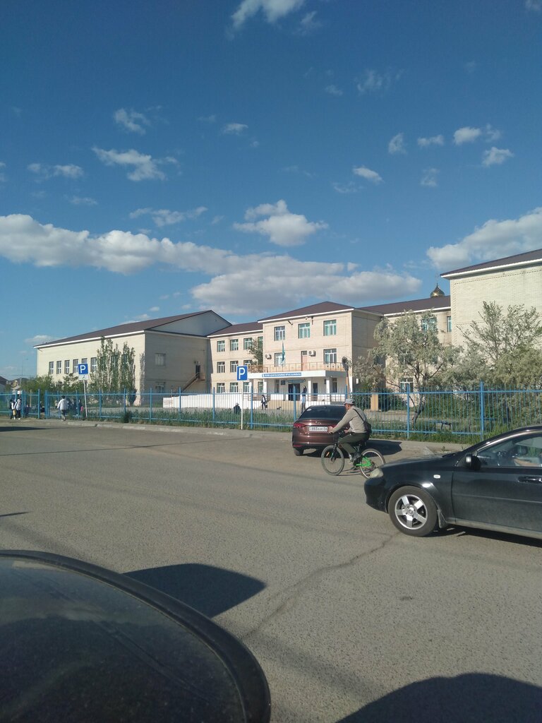Ortaokul School № 2 named after Zhumeken Nazhimedenov, Atırav, foto
