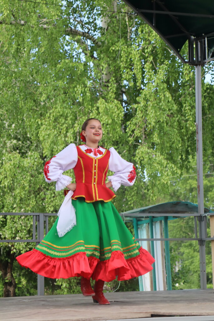 Kültür ocakları МБУК Бакчарская МЦКС, районный дом культуры, Tomskaya oblastı, foto