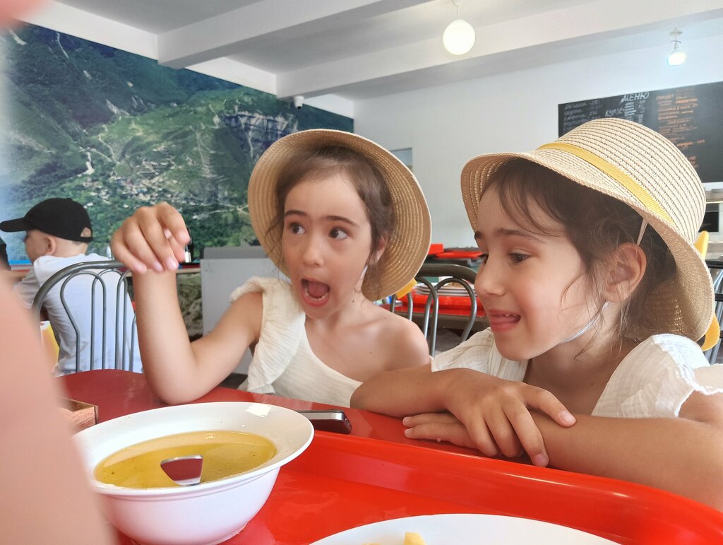 Benzin istasyonu АЗС, Dağıstan, foto