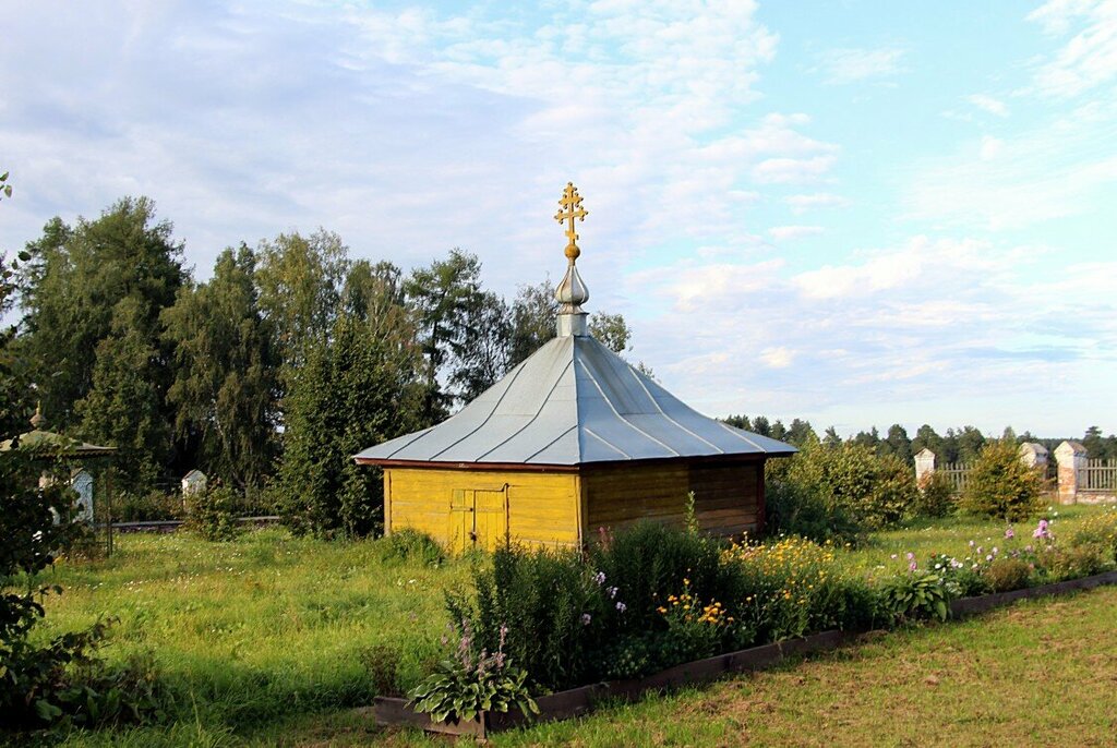 Şapel, haç anıtı Chapel on Cathedral Hill, Kostromskaya oblastı, foto