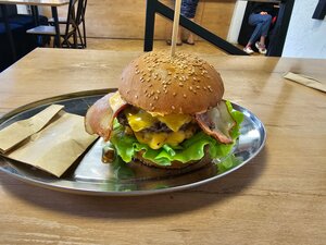 Жарка (ulitsa Lazo No:11, Anzhero-Sudzhensk), fast food  Anjero‑Sudjensk'ten