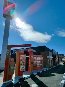Rostic's Avto (ulitsa Mutaliyeva No:3, Nasyr-Kortskiy administrativny okrug), fast food  Nazran'dan