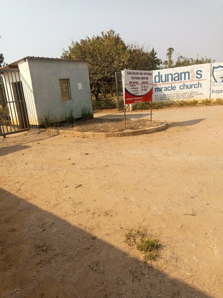 Dini dernekler Dunamis miracle church, Lusaka, foto