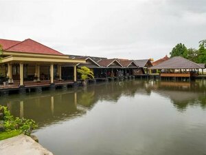 Bumi Eyang Enin Homestay Syariah by Oyo Rooms (West Java, Kota Tasikmalaya City, Tasikmalaya), otel  Tasikmalaya'dan