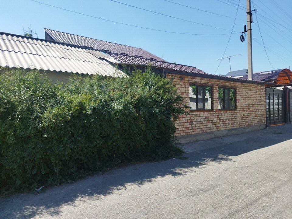 Otel Чүй, Celalabat, foto