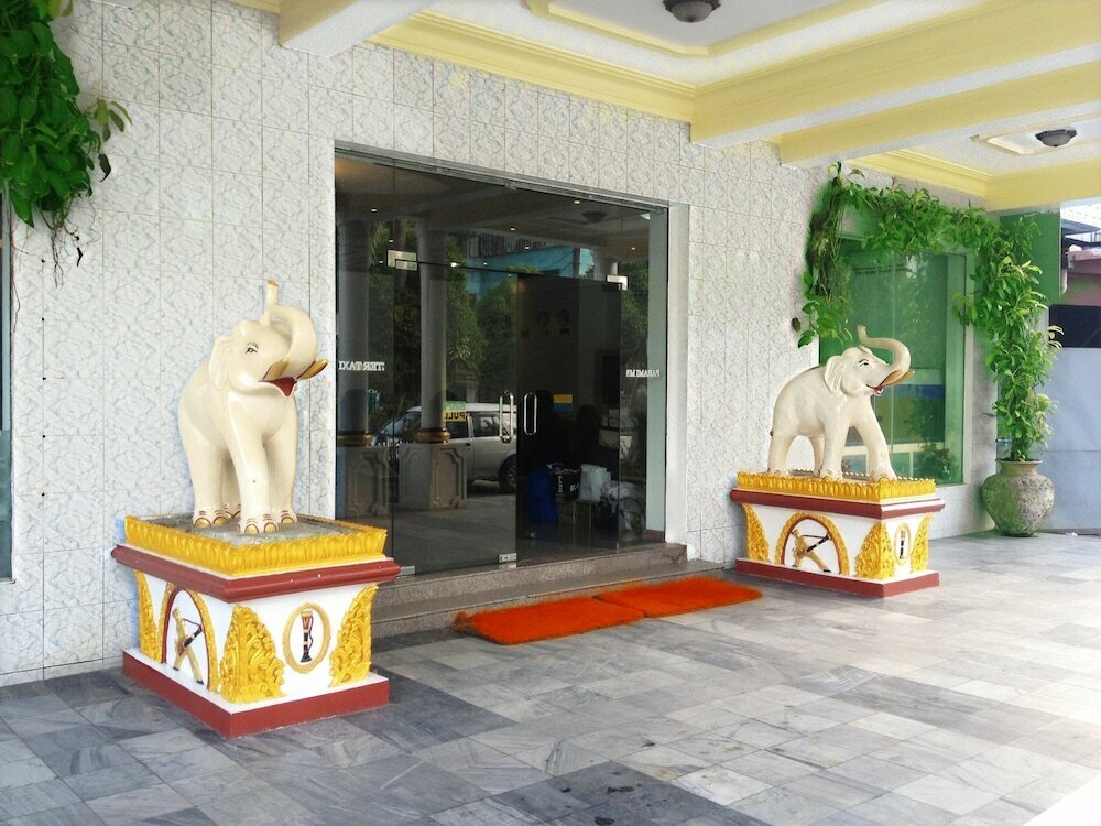 Otel Royal White Elephant Hotel, Yangon, foto