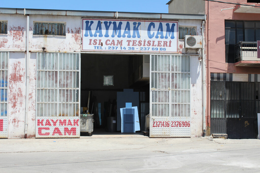 Sanayi kuruluşu Kaymak Cam, İzmir, foto