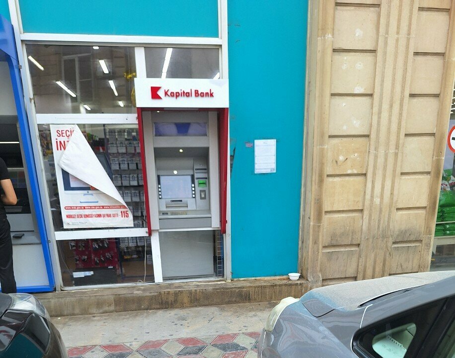 ATM'ler Kapital Bank, Bakü, foto