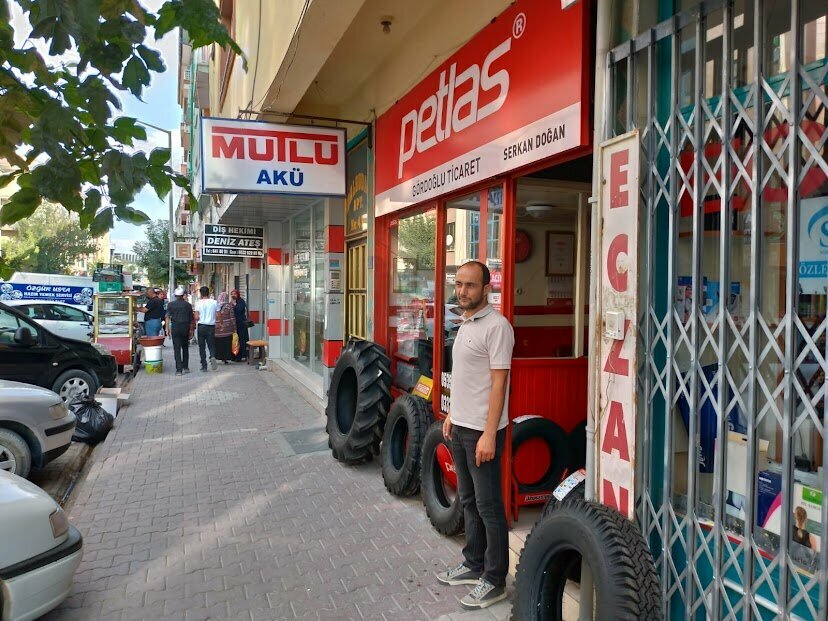 Jant ve lastikçiler Petlas-Gördoğlu Ticaret, Kulu, foto
