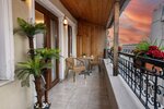 Linnga Hotel & Suite (İstanbul, Beyoğlu, Şehit Muhtar Mah., Süslü Saksı Sok., 15), otel  İstanbul'dan
