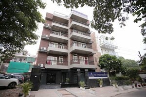 The Yuvraj Residency (State of Haryana, Gurugram District, City of Gurugram, sektor 43), otel