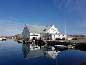 Live Lofoten Fisherman's Cabins (Nordland, Vestvågøy kommune, Steineveien, 17), otel  Nordland'dan