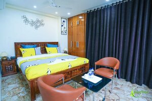 Lime Tree Hotel Near 32nd Milestone (State of Rajasthan, NH-8), otel