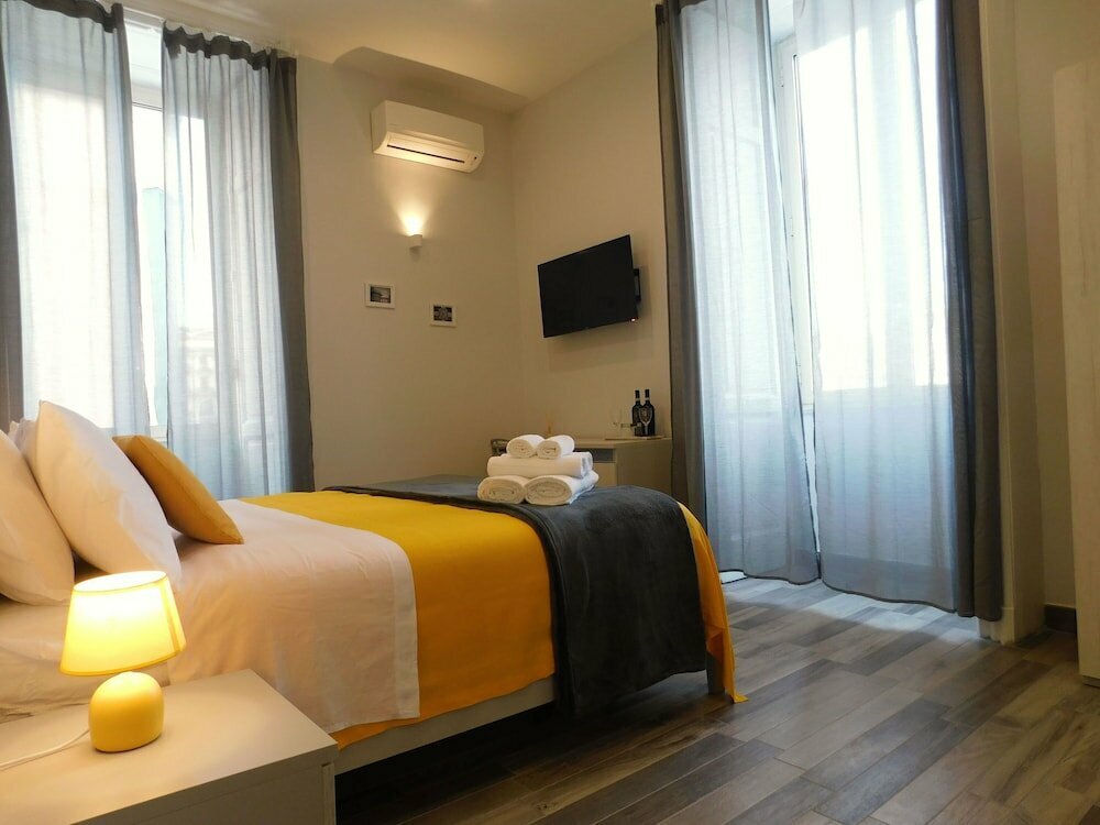 Otel Scaramantico Rooms, Napoli, foto
