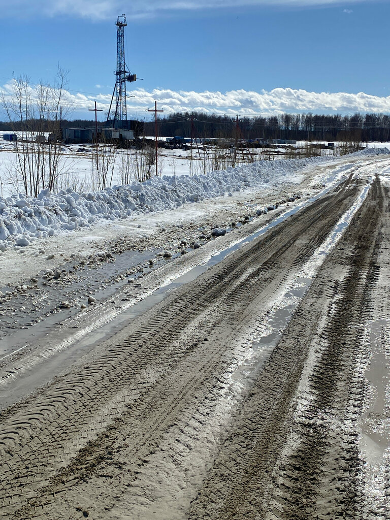 Helikopter pisti вертолетная площадка Рейд-Выкатное, Hantı‑Mansi Özerk Okrugu, foto