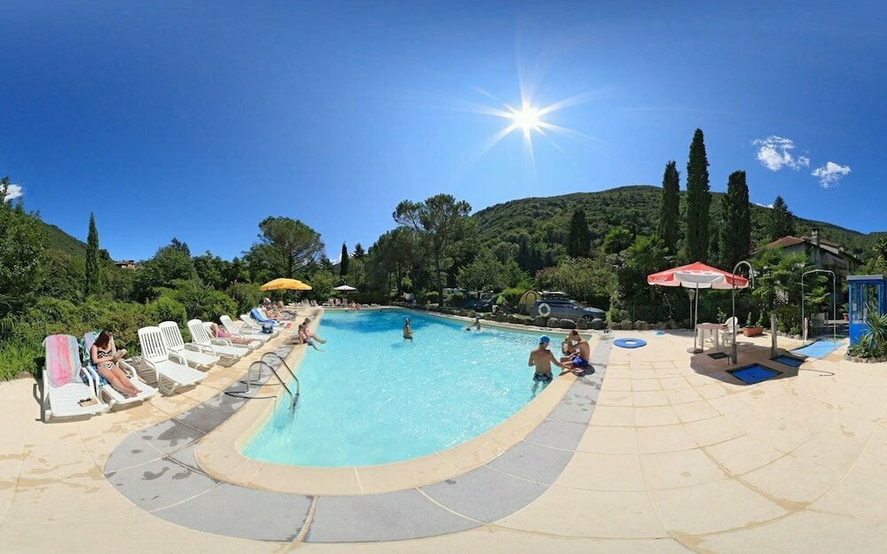 Otel Camping Valle Romantica, Piyemonte, foto