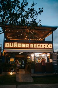 Burger Records (Phuket), restoran