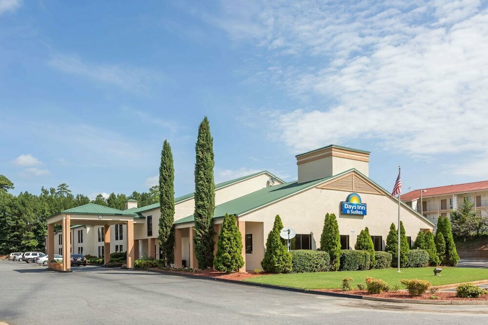 Otel Days Inn & Suites by Wyndham Norcross, Georgia Eyaleti, foto