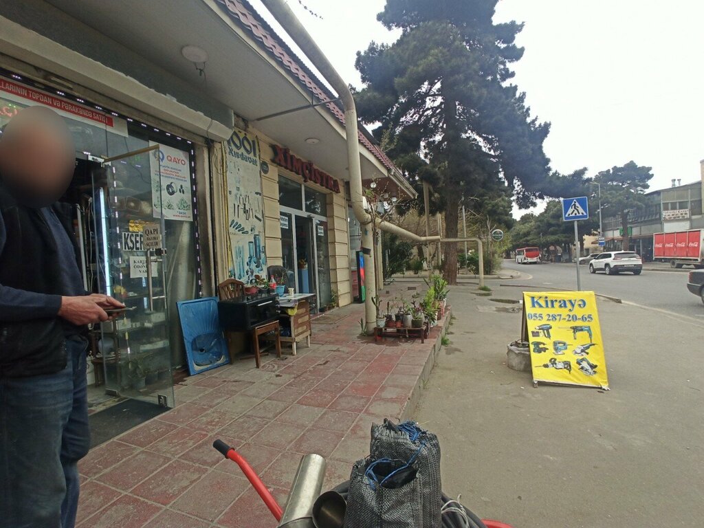 Kuru temizlemeciler Ximçistka, Bakü, foto
