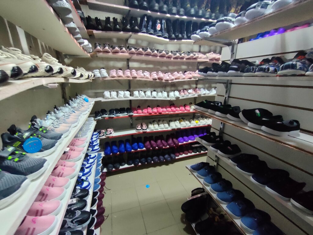 Giyim mağazası Смешные цены, Voronejskaya oblastı, foto