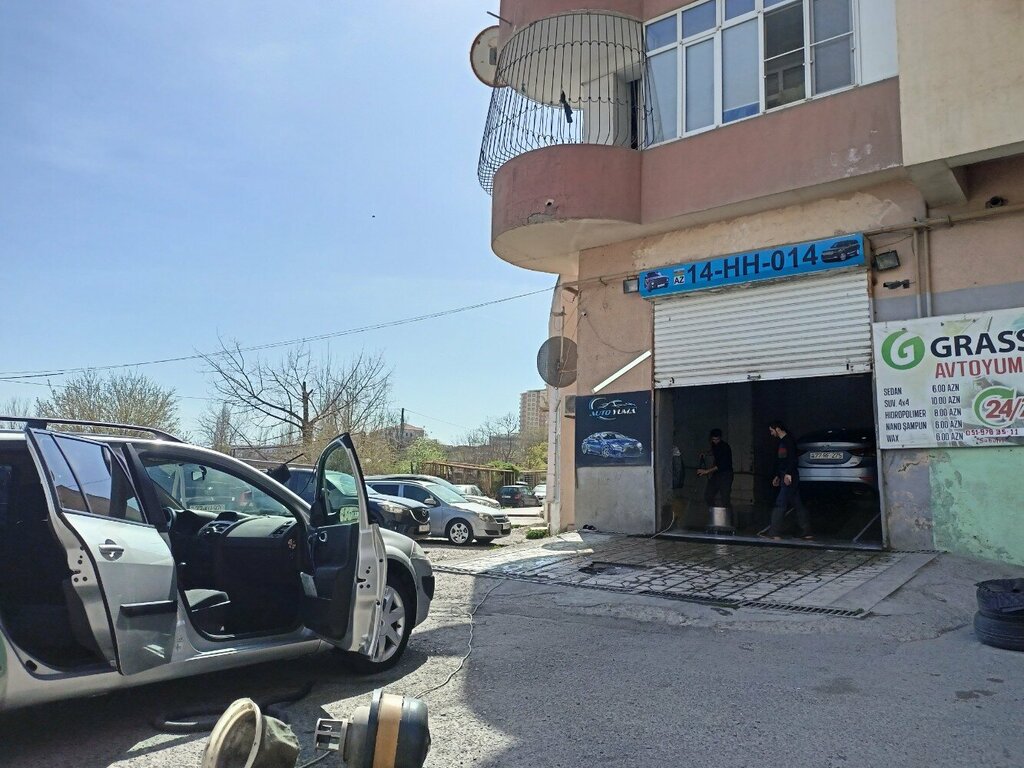 Oto yıkama Grass Autoyuma, Bakü, foto