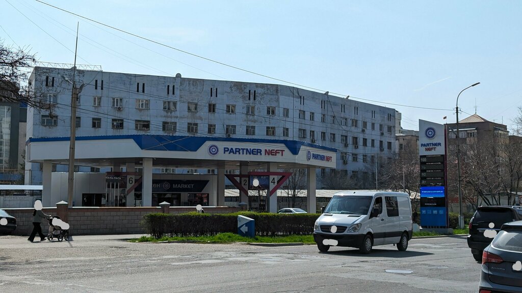 Benzin istasyonu Partner Neft, Bişkek, foto