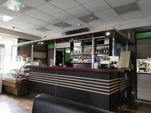Кафе (Vologda Region, Nyuksenskiy munitsipalny okrug, munitsipalnoye obrazovaniye Nyuksenskoye), kafe  Vologodskaya oblastından